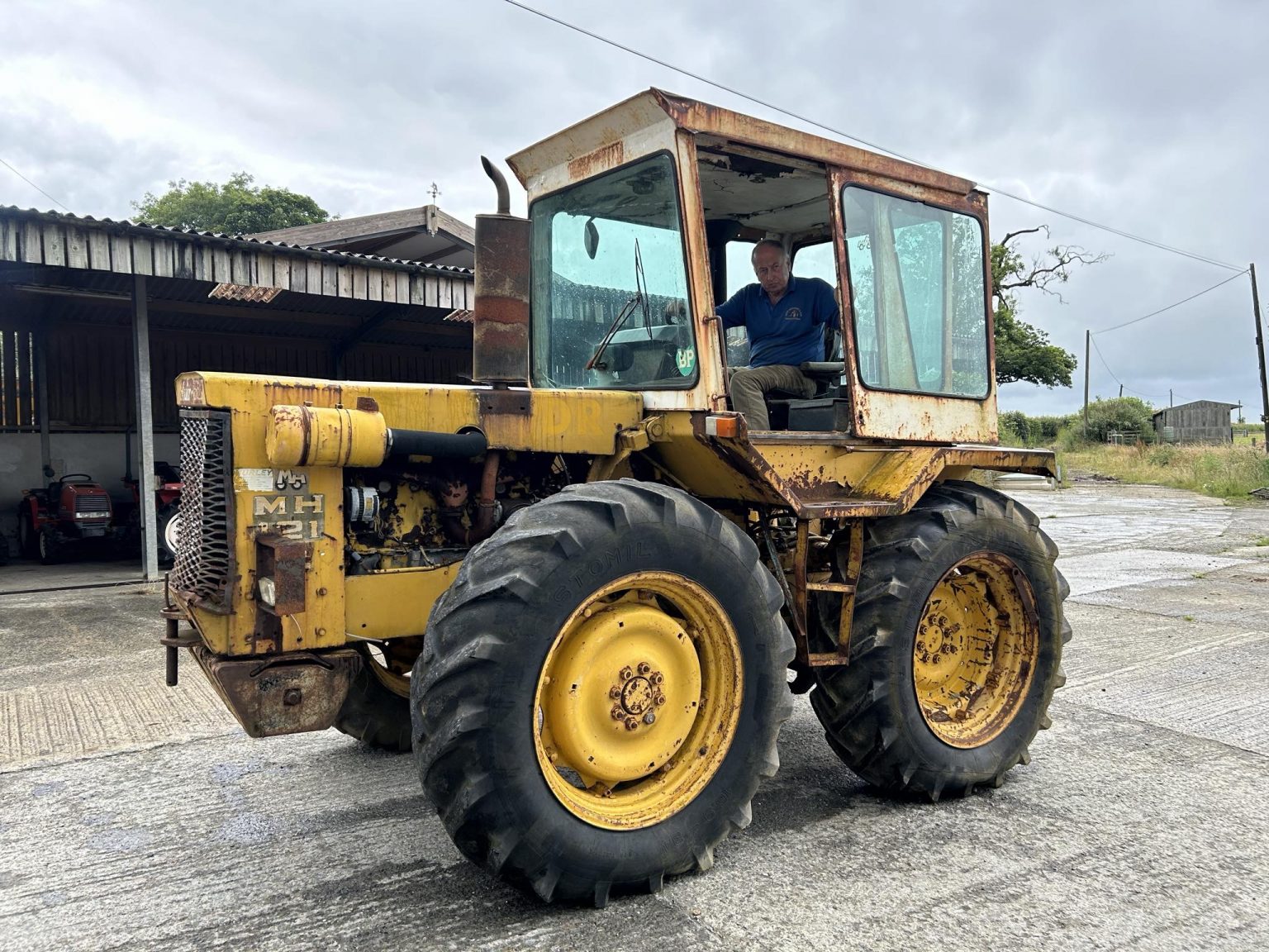 Muir Hill 121 - Dave Whitaker & Son Tractors LTD