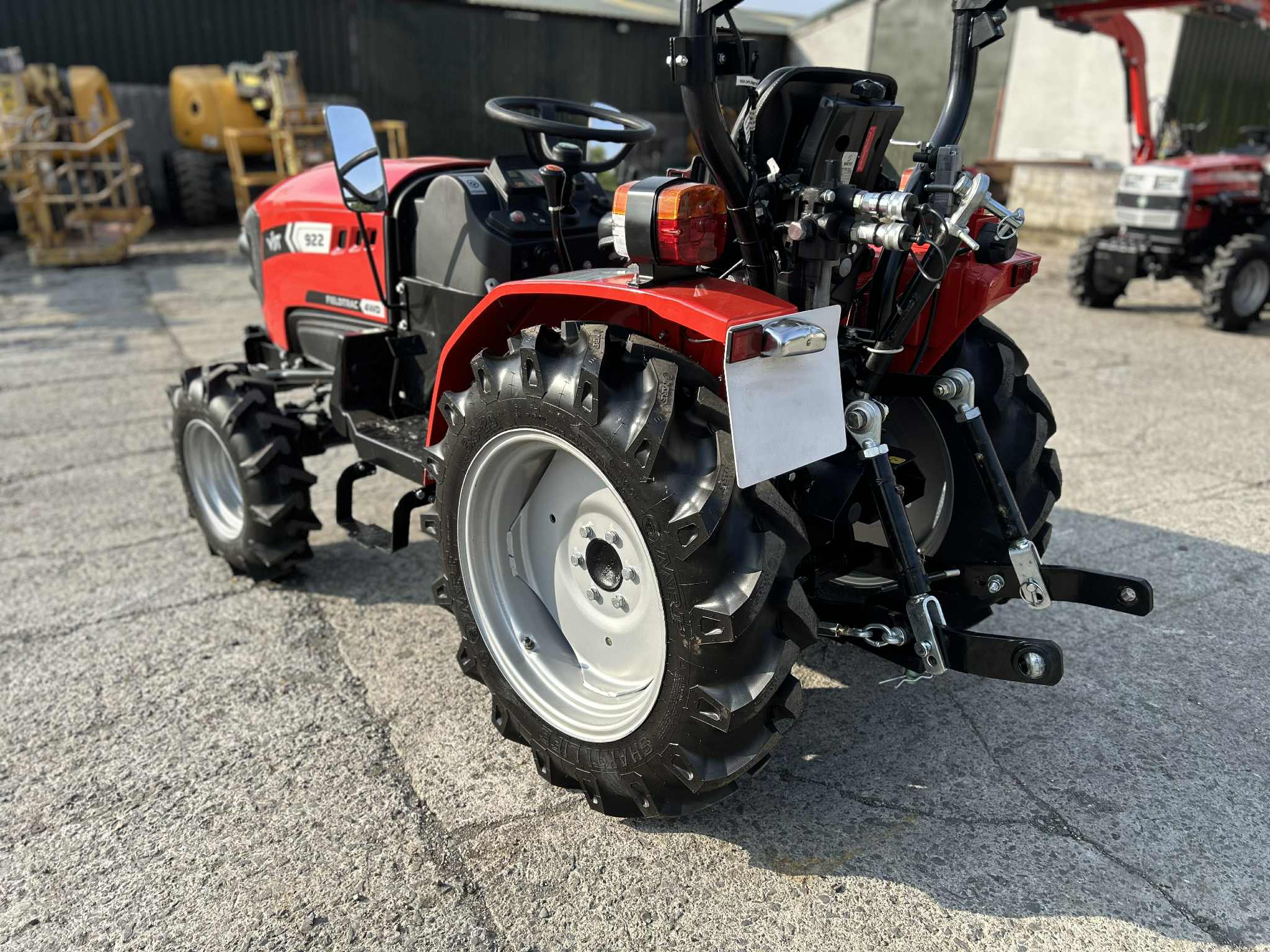 New VST Fieldtrac 922 - Dave Whitaker & Son Tractors LTD